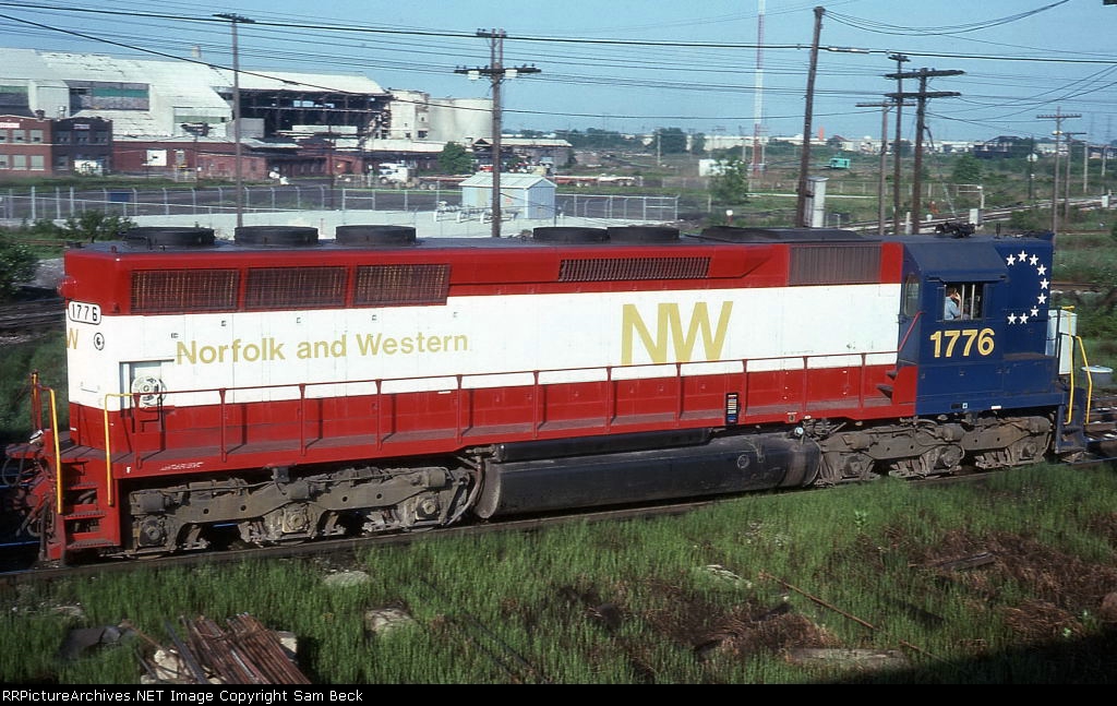N&W 1776--Bicentennial SD45